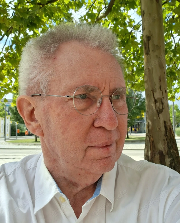 Suche die devote Frau die ihre Fantasien ausleben möchte in Berlin - BDSM