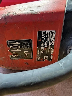 Abbruchhammer Hilti TE 800 AVR im Koffer in Berlin - Werkzeuge ...